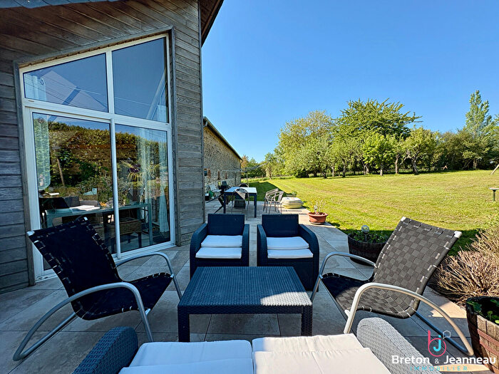 Maison à vendre - Soulgé-sur-Ouette - 9 pièces - 5 chambres