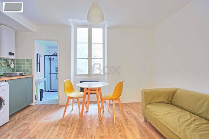 Appartement à louer - Toulon, Centre-ville - 1 pièce