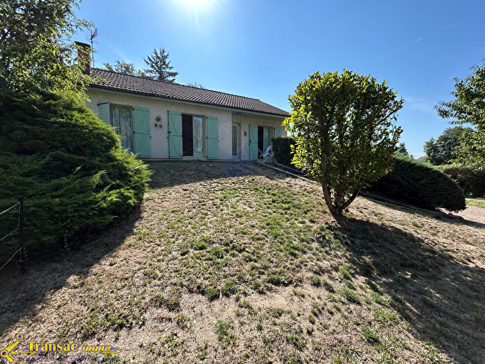 Maison 4 pièces à vendre à Puy-Guillaume