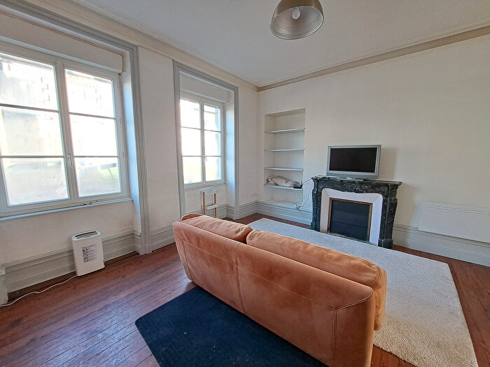 Maison à vendre - La Ferté-Macé - 7 pièces - 3 chambres