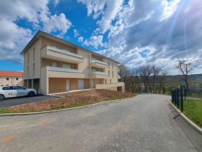 Appartement à louer - Trois Vallons-Le Lombard, LIsle-dAbeau - 2 pièces - 1 chambre