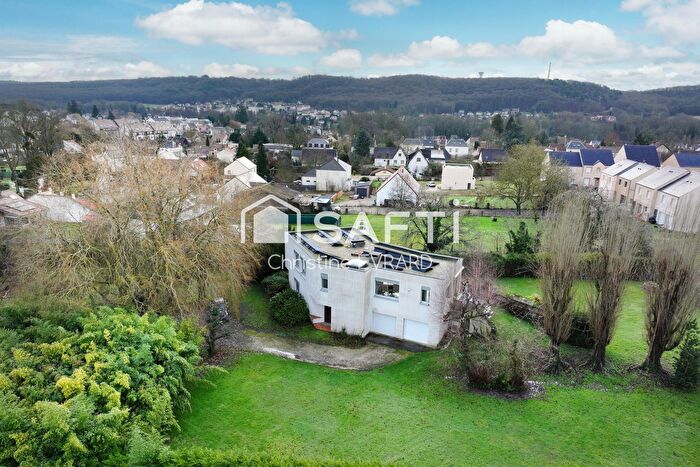 Maison à vendre - Saint-Chéron - 8 pièces - 4 chambres