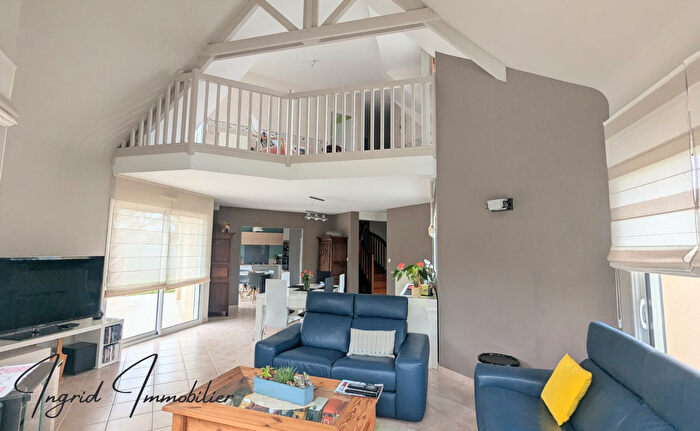 Maison à vendre - Domloup - 7 pièces - 6 chambres