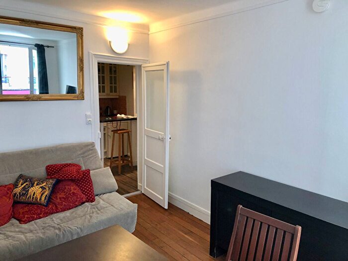 Appartement à louer - Montmartre, Paris ème arrondissement - 1 pièce