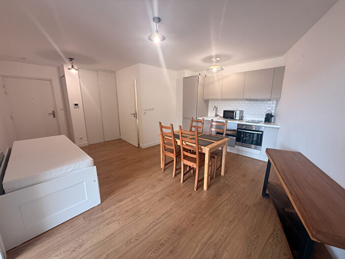 Roquebrune-Cap-Martin, Chemin du Vallonet, Val de Gorbio, Pinella : Appartement 1 pièce à louer