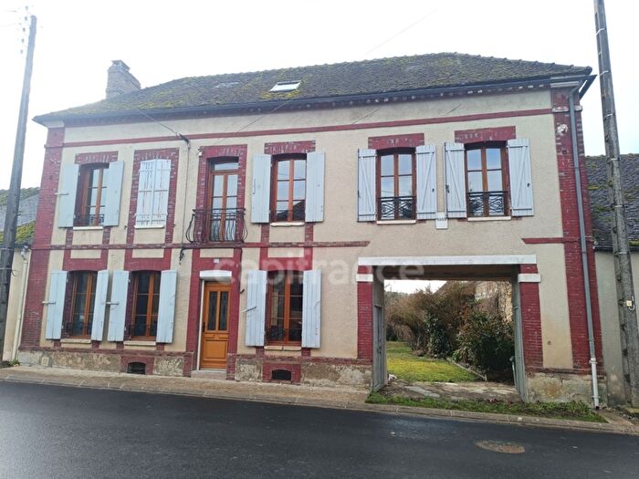Maison à vendre - Thorigny-sur-Oreuse - 7 pièces - 5 chambres