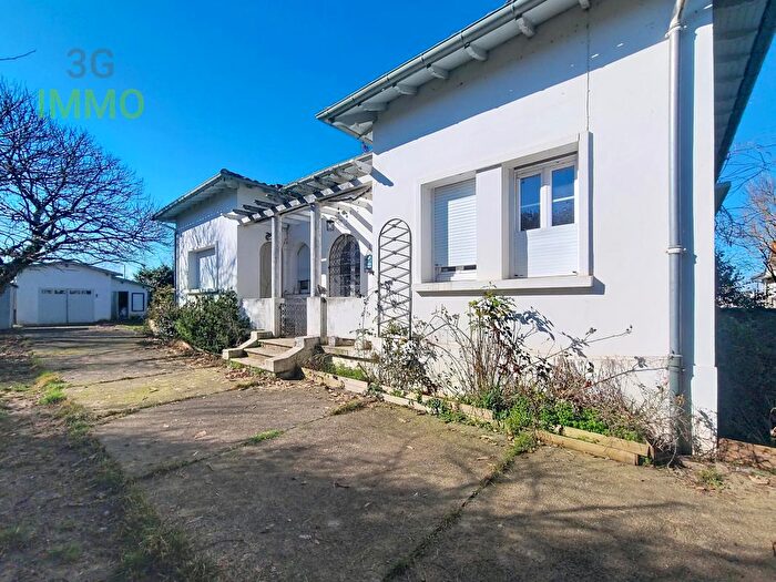 Maison à vendre - Pointis-Inard - 4 pièces - 3 chambres