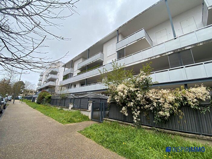 Petit Albi, Cergy - Appartement 3 pièces à louer