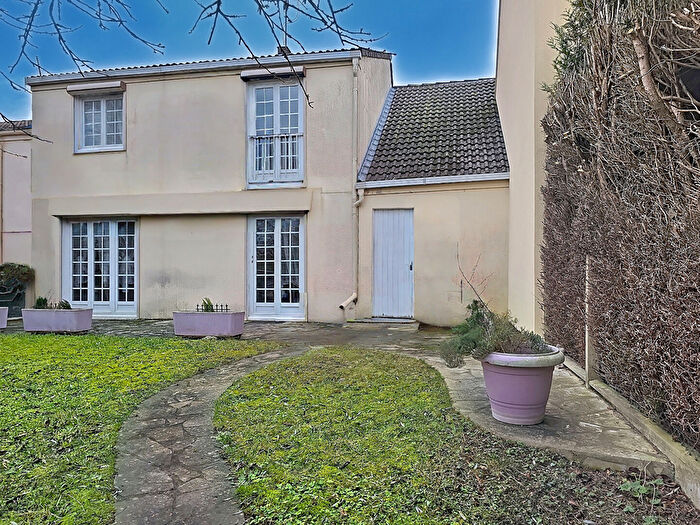 Maison à vendre - Dreux, Hameaux de Paul-Bert - 6 pièces - 3 chambres