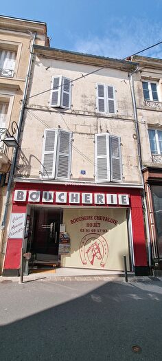 Maison à vendre - Fontenay-le-Comte, Commerce, Marchoux - 7 pièces - 4 chambres