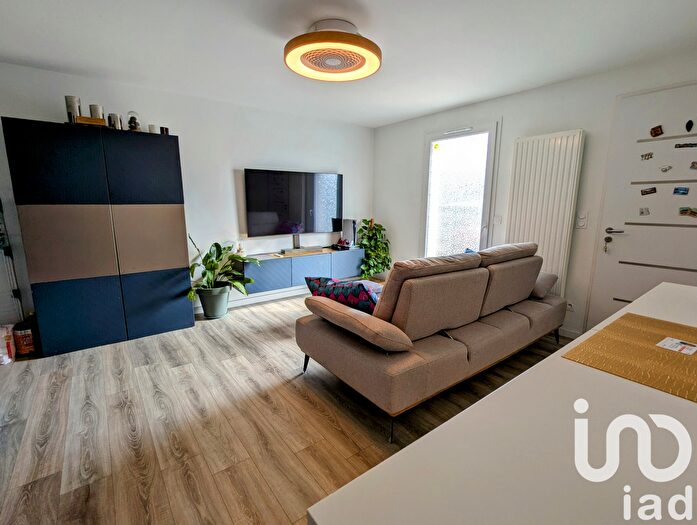 Maison à vendre - Camps-sur-lIsle - 6 pièces - 4 chambres