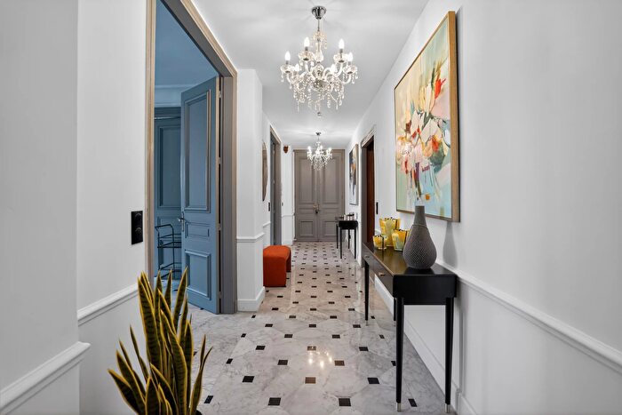 Appartement 4 pièces à vendre - Cannes, Croix des Gardes