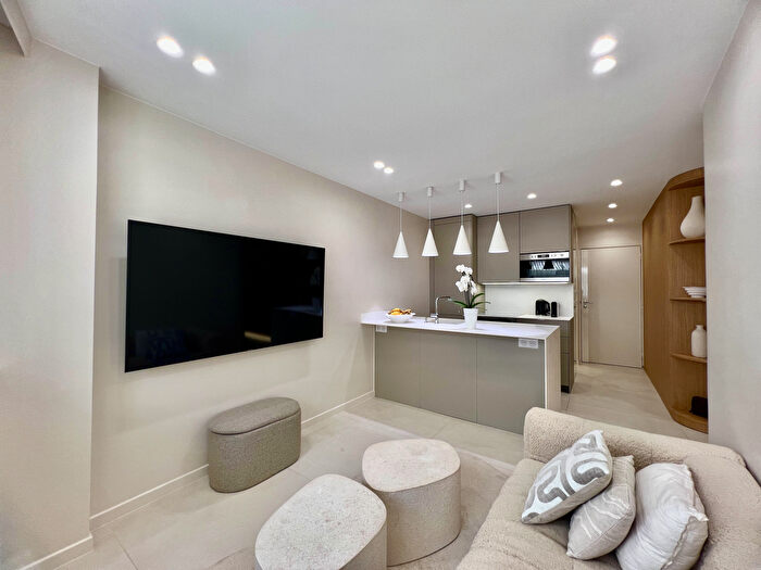 Appartement 2 pièces à vendre - Cannes, Pointe Croisette