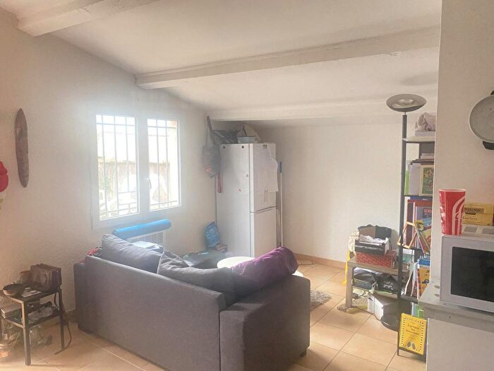 Appartement à louer - Nîmes, Gambetta - 2 pièces - 1 chambre
