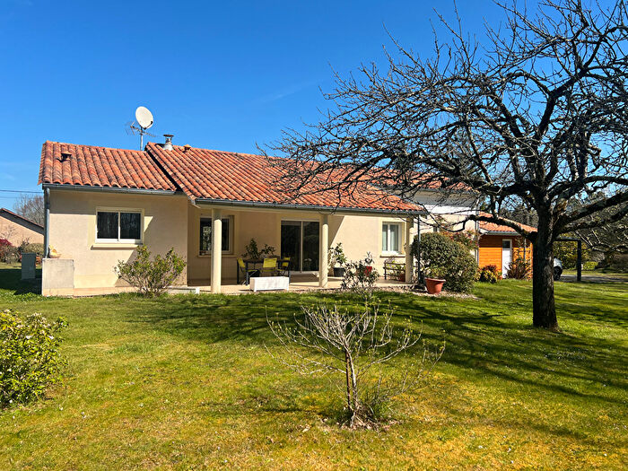 Maison à vendre - Coursac - 4 pièces - 3 chambres