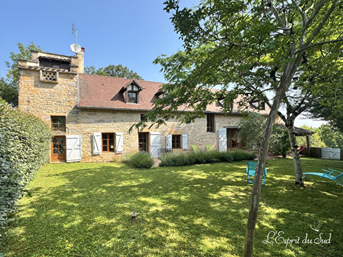 Maison à vendre - Puylagarde - 6 pièces - 4 chambres