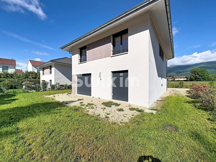 Maison 6 pièces à vendre à Saint-Genis-Pouilly