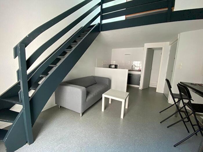 Appartement à louer - Saint-Étienne, Centre-ville, Peuple, Chavanelle - 1 pièce - 1 chambre