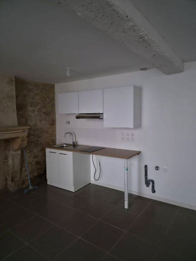 Appartement 1 pièce à Cadillac-sur-Garonne, à louer