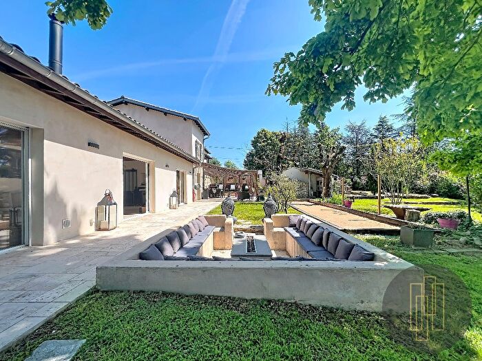 Maison 9 pièces à Marcilly-dAzergues, à vendre