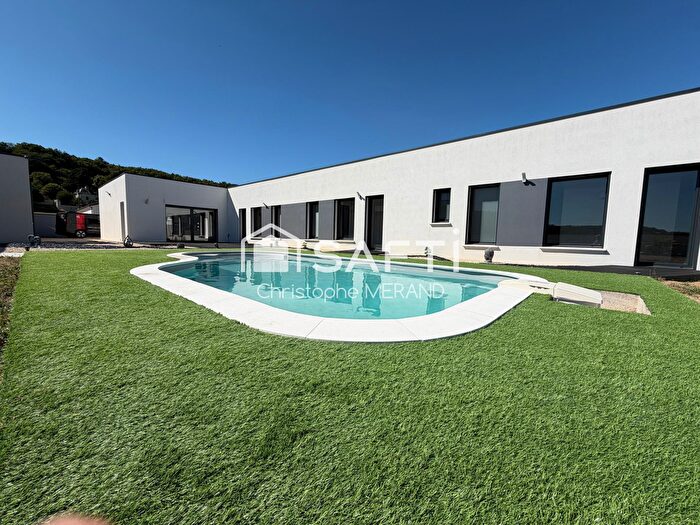 Maison 10 pièces à vendre à Vaux-sur-Vienne