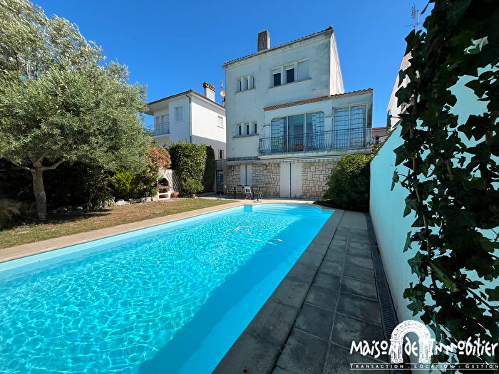 Maison à vendre - Royan, Foncillon, Le Chay - 7 pièces - 3 chambres