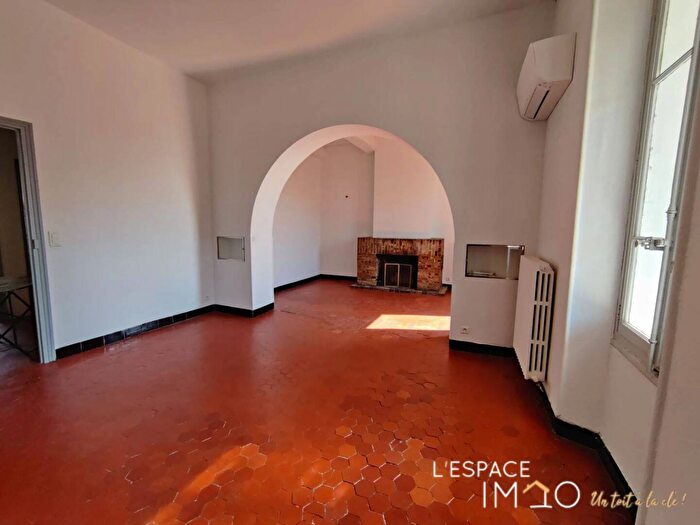 Appartement à louer - Cavaillon - 4 pièces - 3 chambres