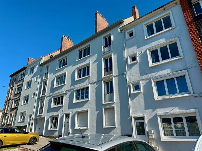 Appartement à vendre - Boulogne-sur-Mer, Saint-Pierre - 3 pièces - 2 chambres