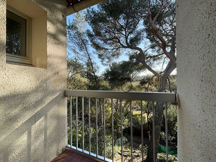 Nîmes - Appartement 1 pièce à louer