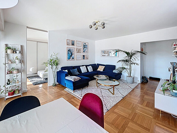 Appartement à vendre - Melun, Rive de Seine, Sud - 5 pièces - 3 chambres