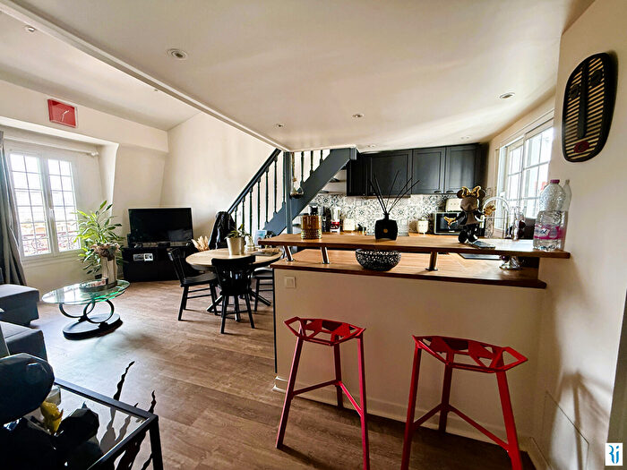 Appartement à vendre - Rouen, Vieux Marché, Cathédrale - 3 pièces - 2 chambres