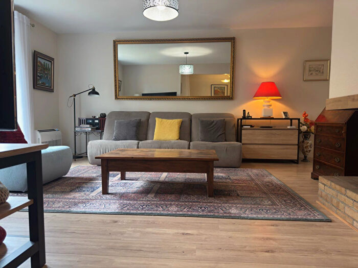 Maison à vendre - Uzès - 5 pièces - 4 chambres