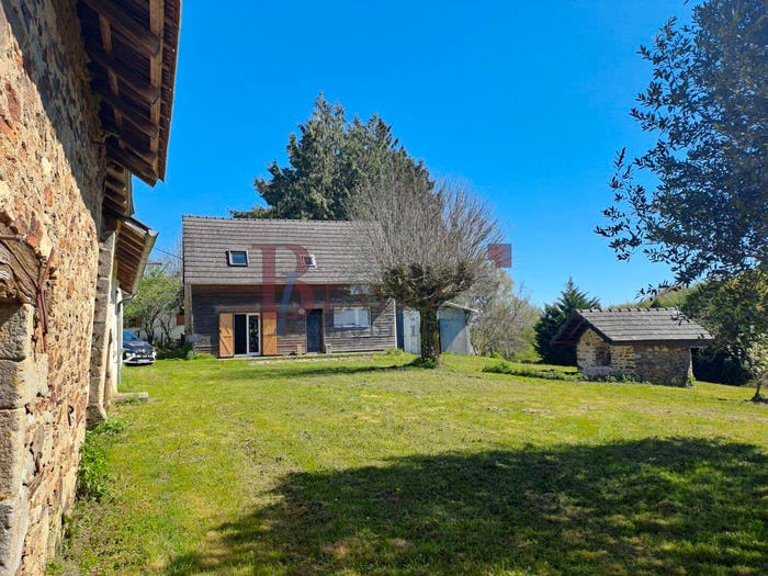 Maison 4 pièces à louer à Lagraulière