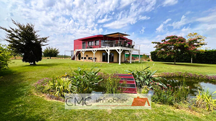 Maison 5 pièces à Voves, à vendre