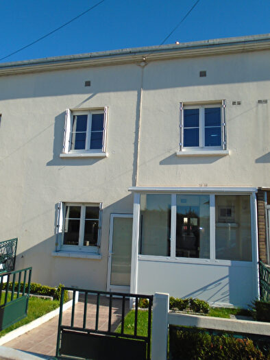 Maison à louer - Châteaudun, Beauvoir - 4 pièces - 3 chambres