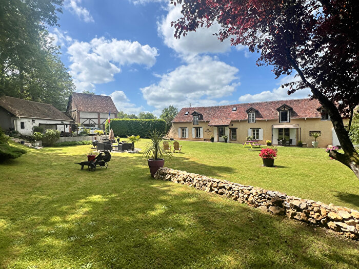 Maison 8 pièces à vendre à Vert-en-Drouais