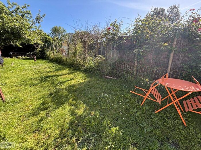 Villemoisan - Maison 2 pièces à vendre