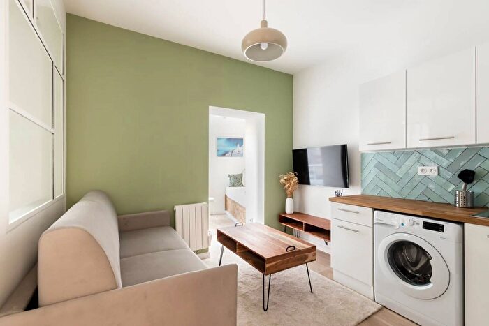 Appartement à louer - Castellane, Marseille ème arrondissement - 2 pièces - 1 chambre