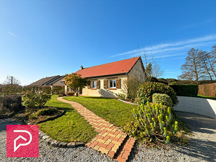 Maison à vendre - Beaumont-le-Roger - 5 pièces - 3 chambres