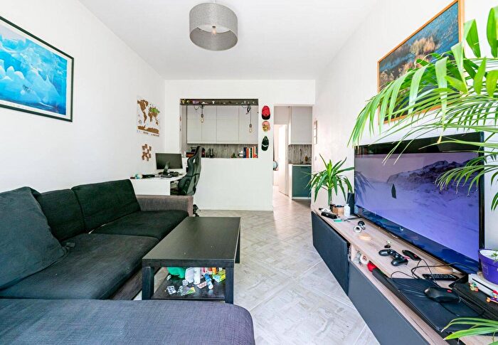 Appartement à louer - Paris ème arrondissement - 2 pièces - 1 chambre