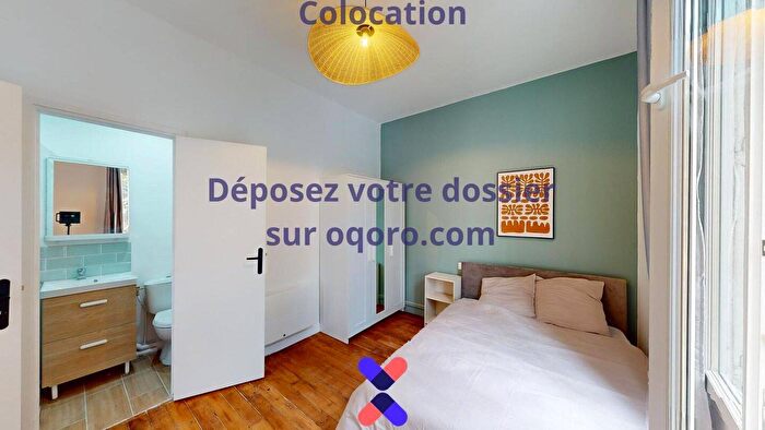 Appartement à louer - Victor Hugo-Maurice Berteaux, Le Blanc-Mesnil - 9 pièces - 8 chambres