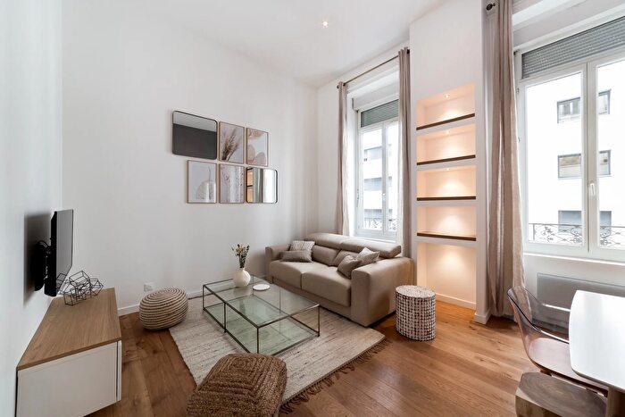 Appartement 2 pièces à Lyon 6ème, Les Brotteaux, à louer