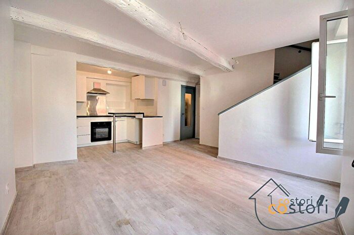 Appartement à louer - Trans-en-Provence - 4 pièces - 3 chambres