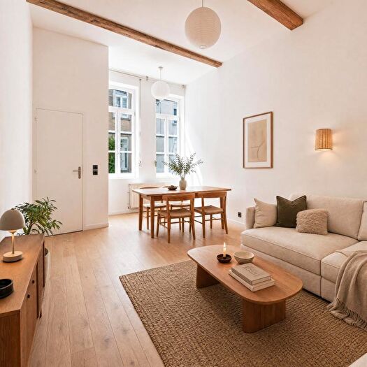 Lille, Vieux Lille : Maison 4 pièces à vendre