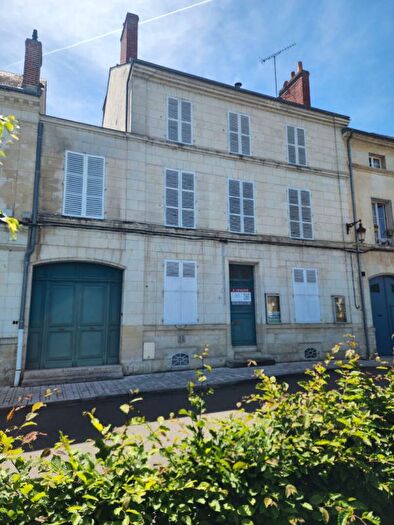 Loches - Maison 11 pièces à vendre