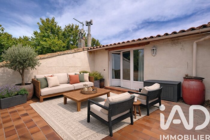 Maison à vendre - Beaucaire, Centre-ville - 5 pièces - 3 chambres