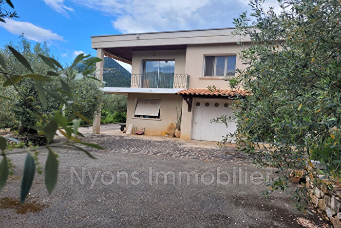 Maison à vendre - Nyons - 5 pièces - 4 chambres