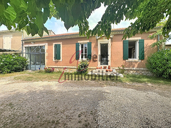 Maison 7 pièces à Mollégès, à vendre