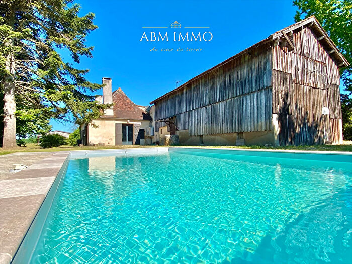 Maison à vendre - Bergerac, La Madeleine, Naillac, Cavaille, Aéroport - 6 pièces - 4 chambres