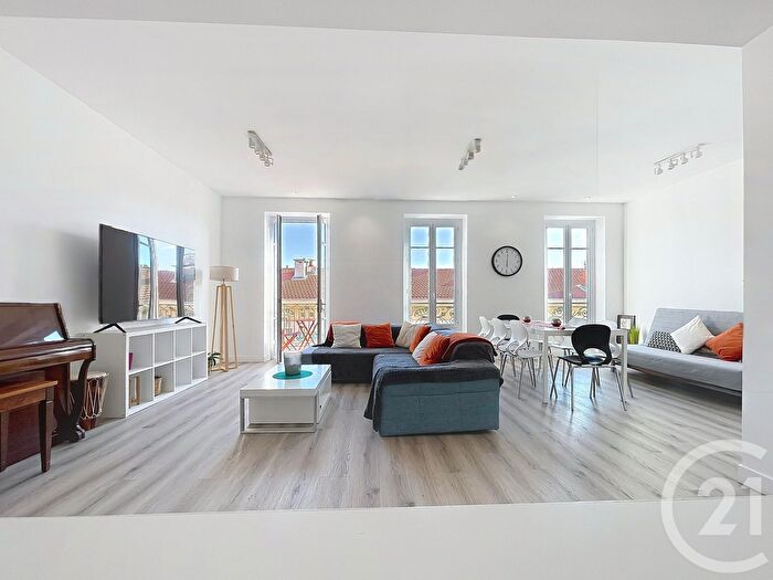 Appartement à louer - Nice, Carabacel - 3 pièces - 2 chambres